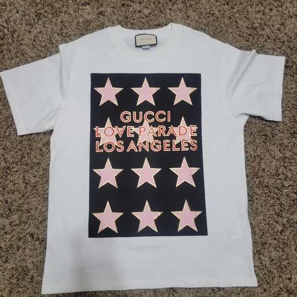 Gucci | Shirts | Gucci White Tee With Pink Stars And Black Graphic ...